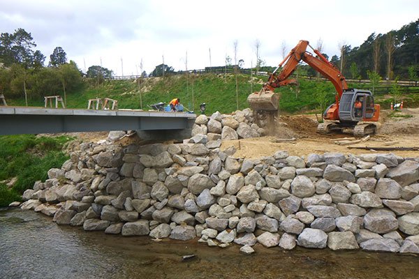Bridge Building - Select Bridges are bridge building specialists